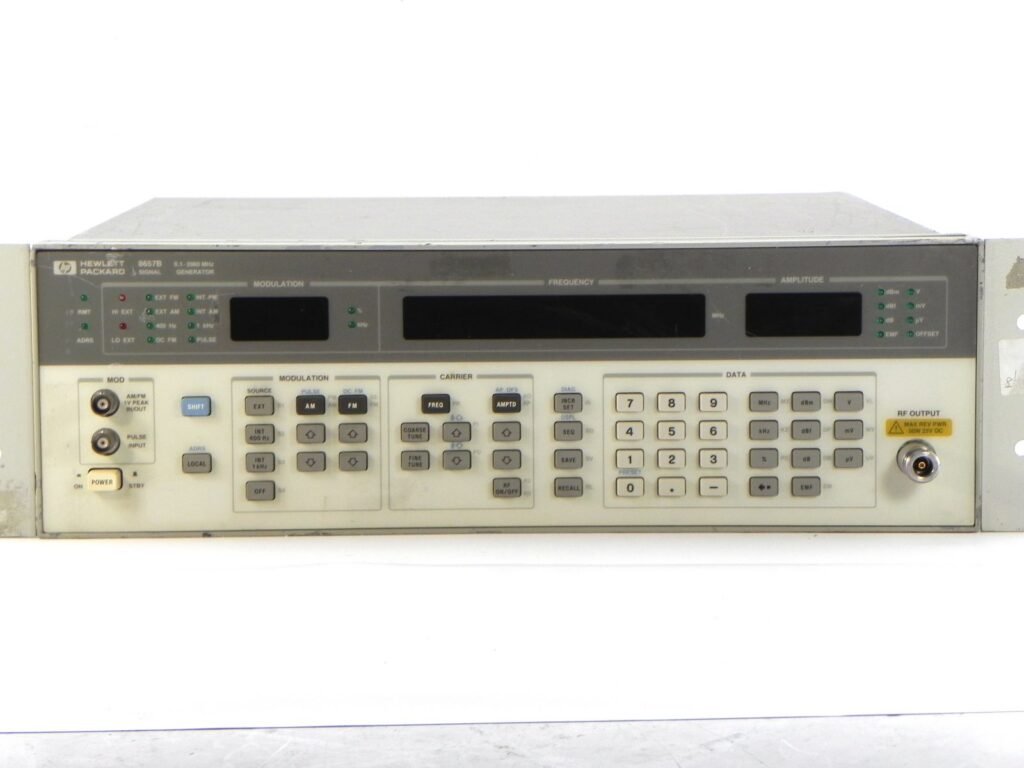 Agilent / Keysight 8657B Synthesized Signal Generator, 100 kHz to 2060 ...